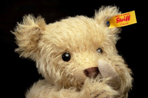 Steiff – James mohairnalle 26 cm – Lelukauppa Tingeling